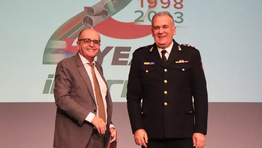 25 χρόνια Interplast, 25 χρόνια στην κορυφή των επιλογών | xronos.gr